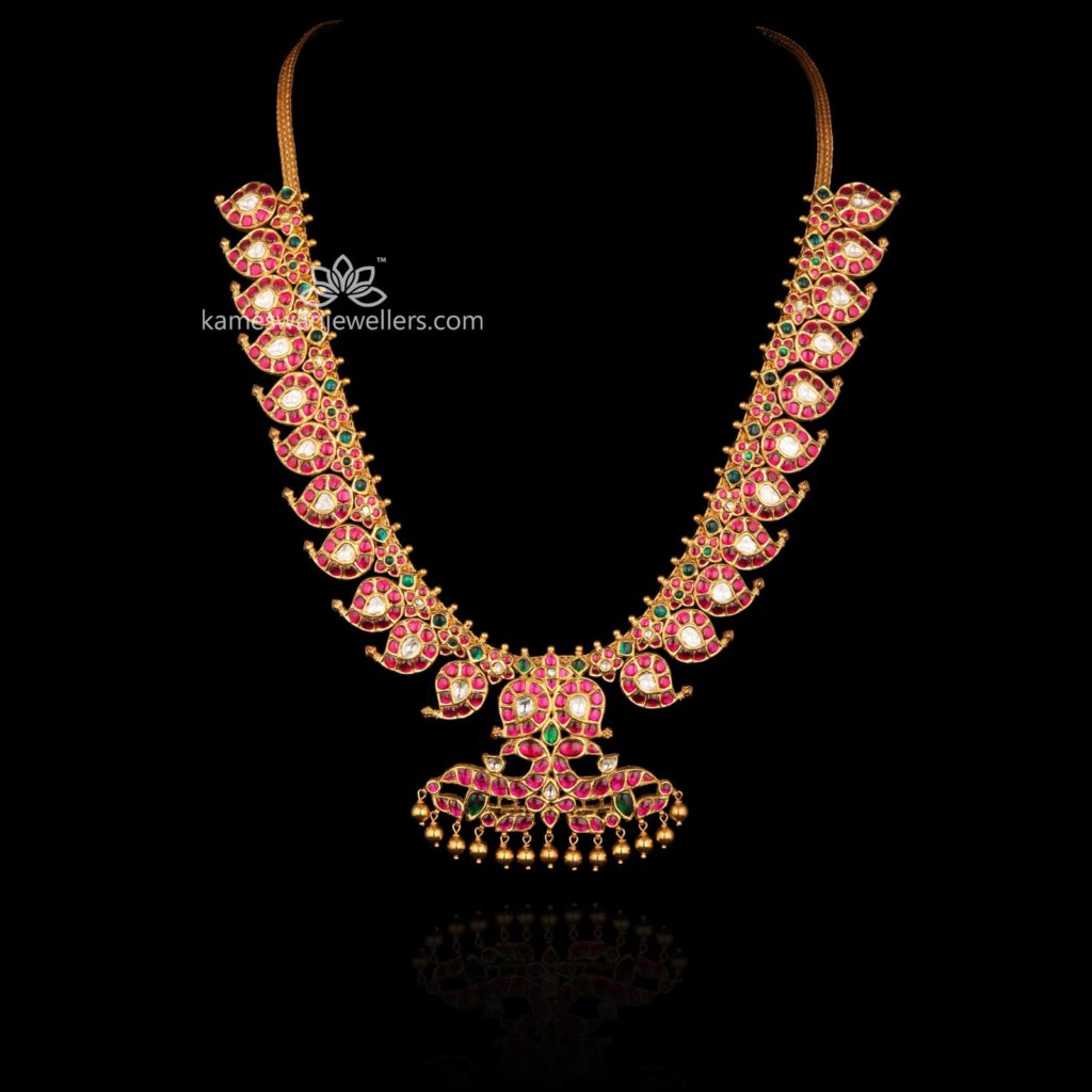 Ram Parivar with coral beeds | Kameswari Jewellers